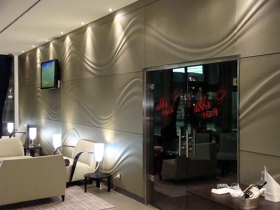 Paredes con relieve - Carpintería Pla