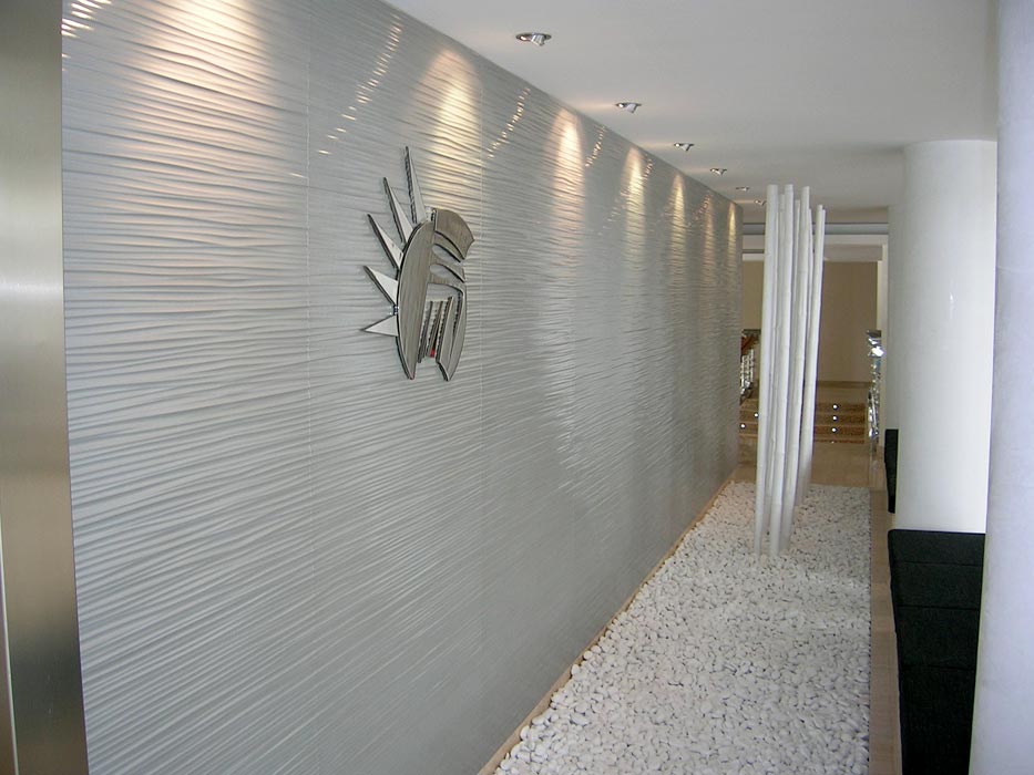 Paredes con relieve - Carpintería Pla